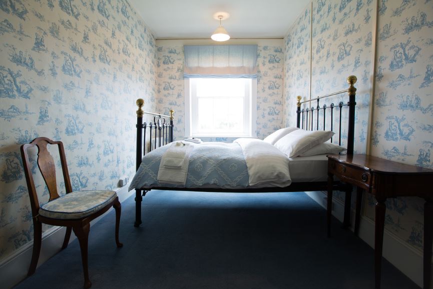 The Blue Toile Bedroom Georgian Stately Home - Ardington House
